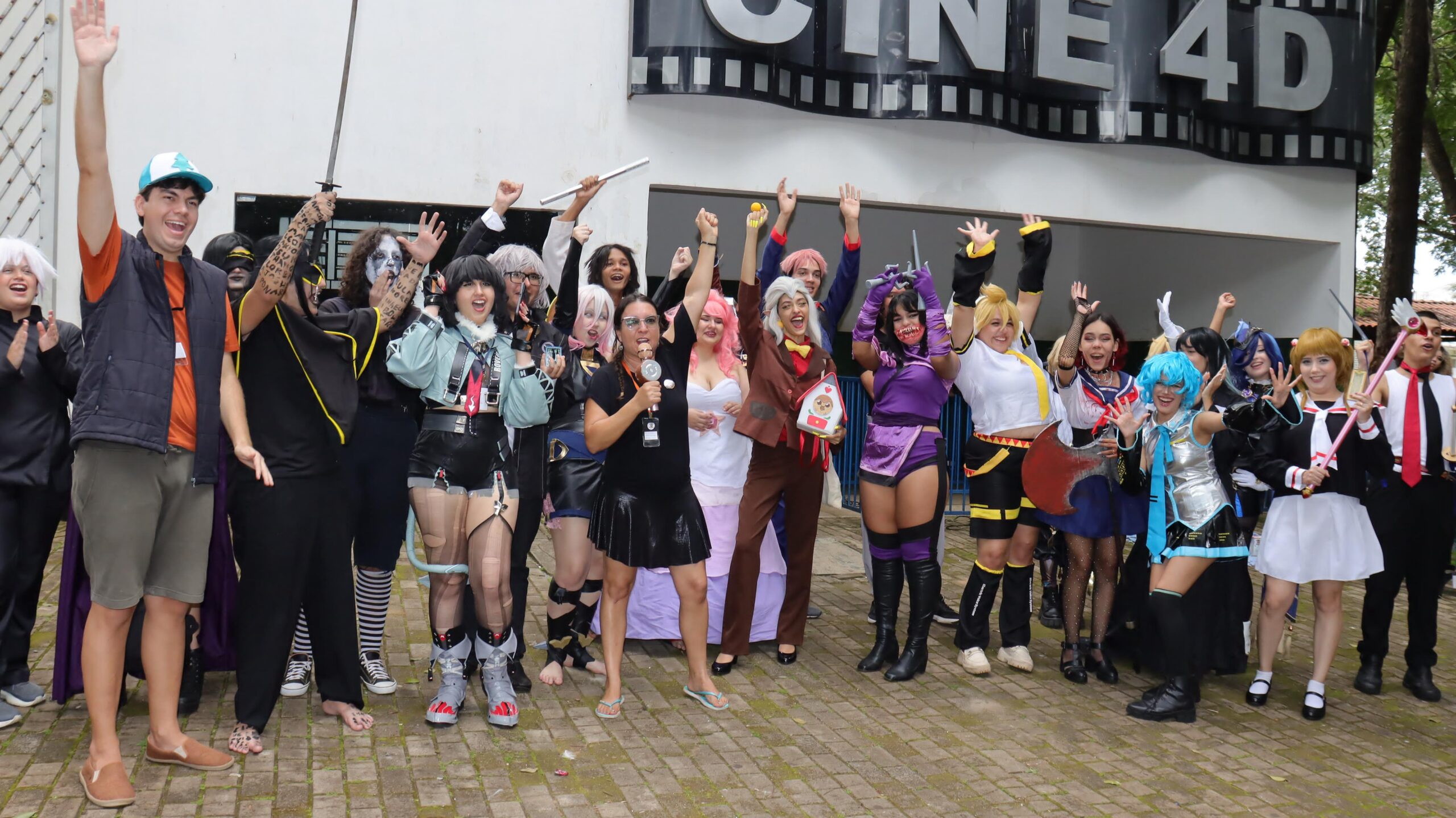 Evento para fãs das culturas geek, pop acontece em Goiânia