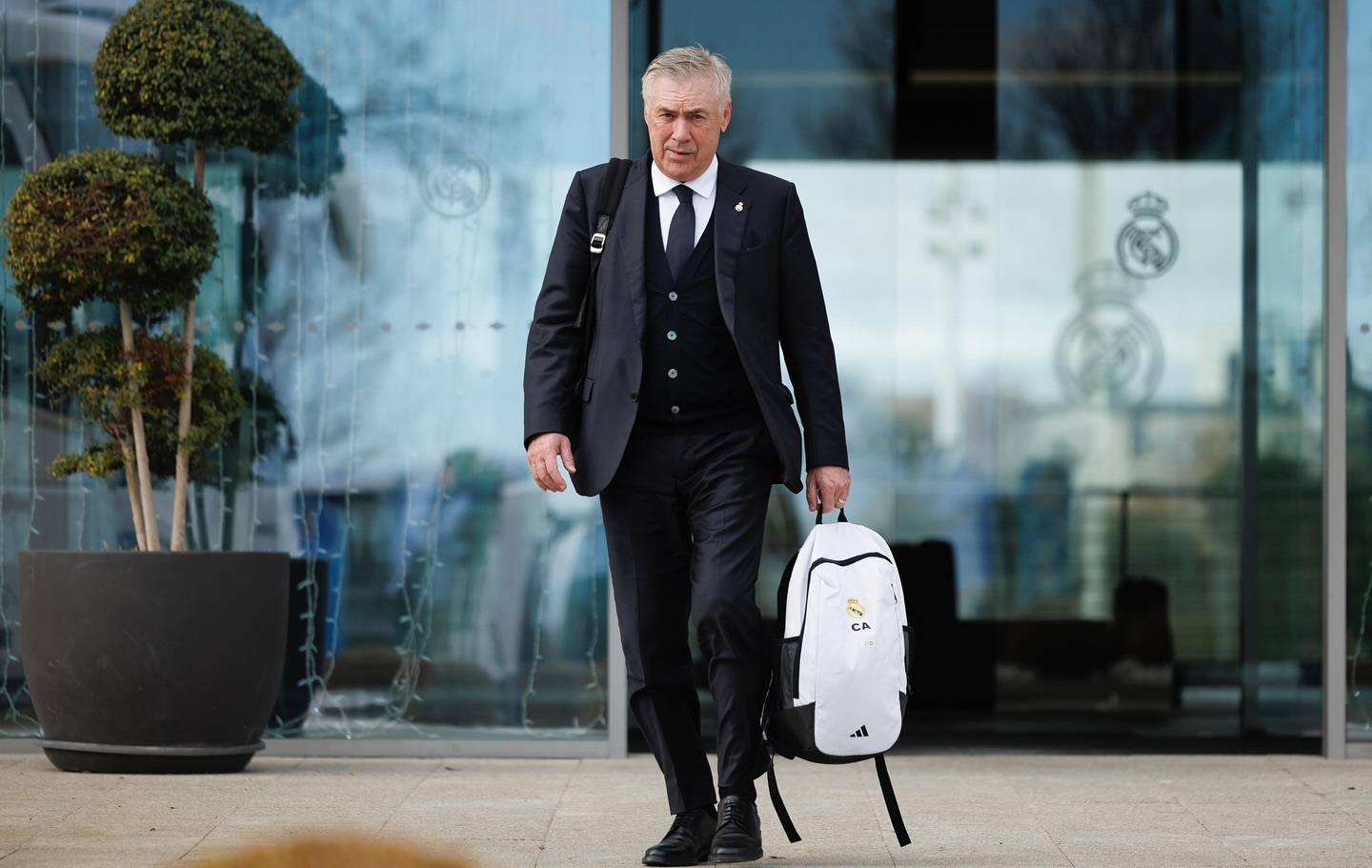 CBF decide esperar por Carlo Ancelotti até definição do Campeonato ...