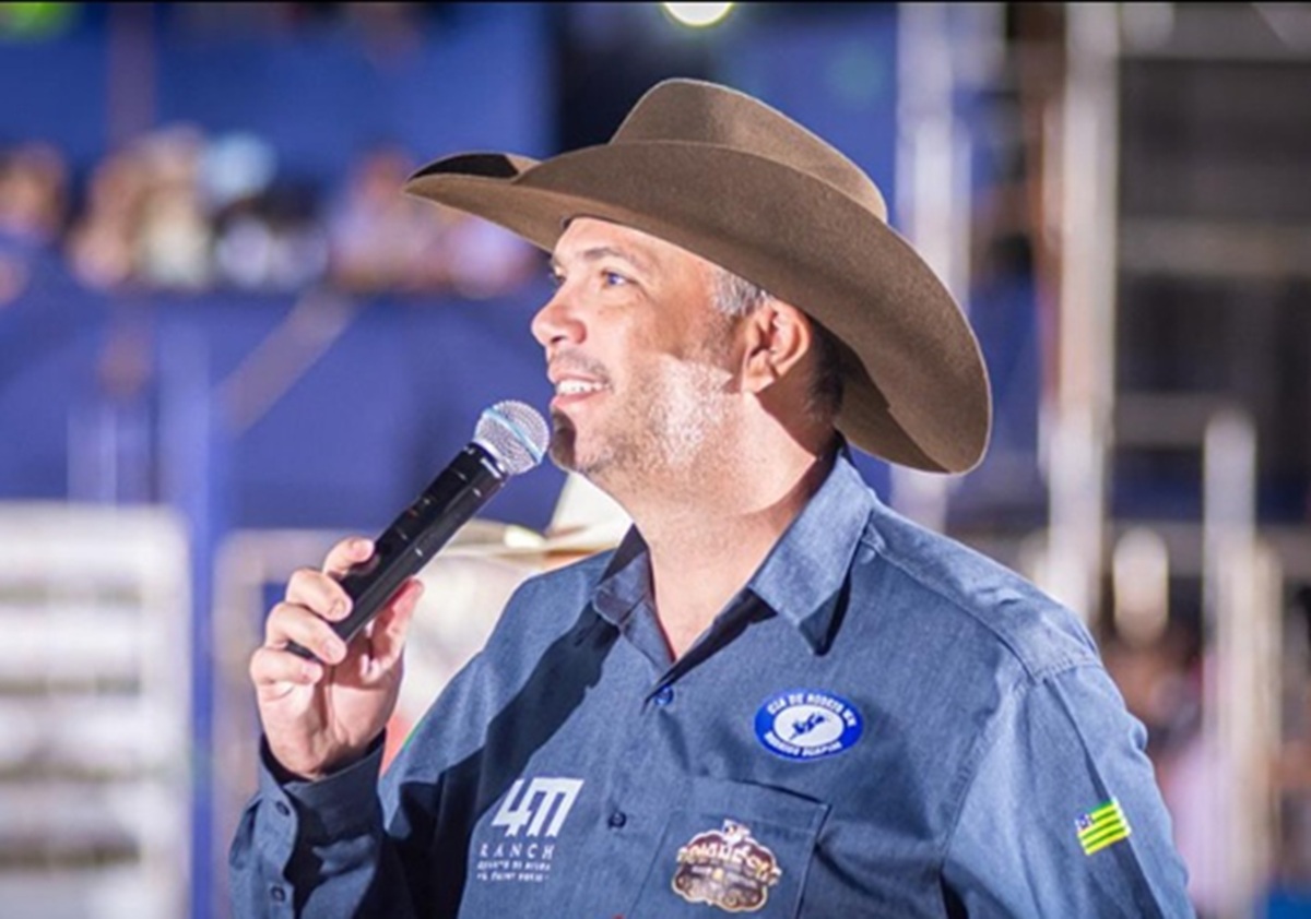 Leonardo Menezes recua de aposentadoria e mira Brasília